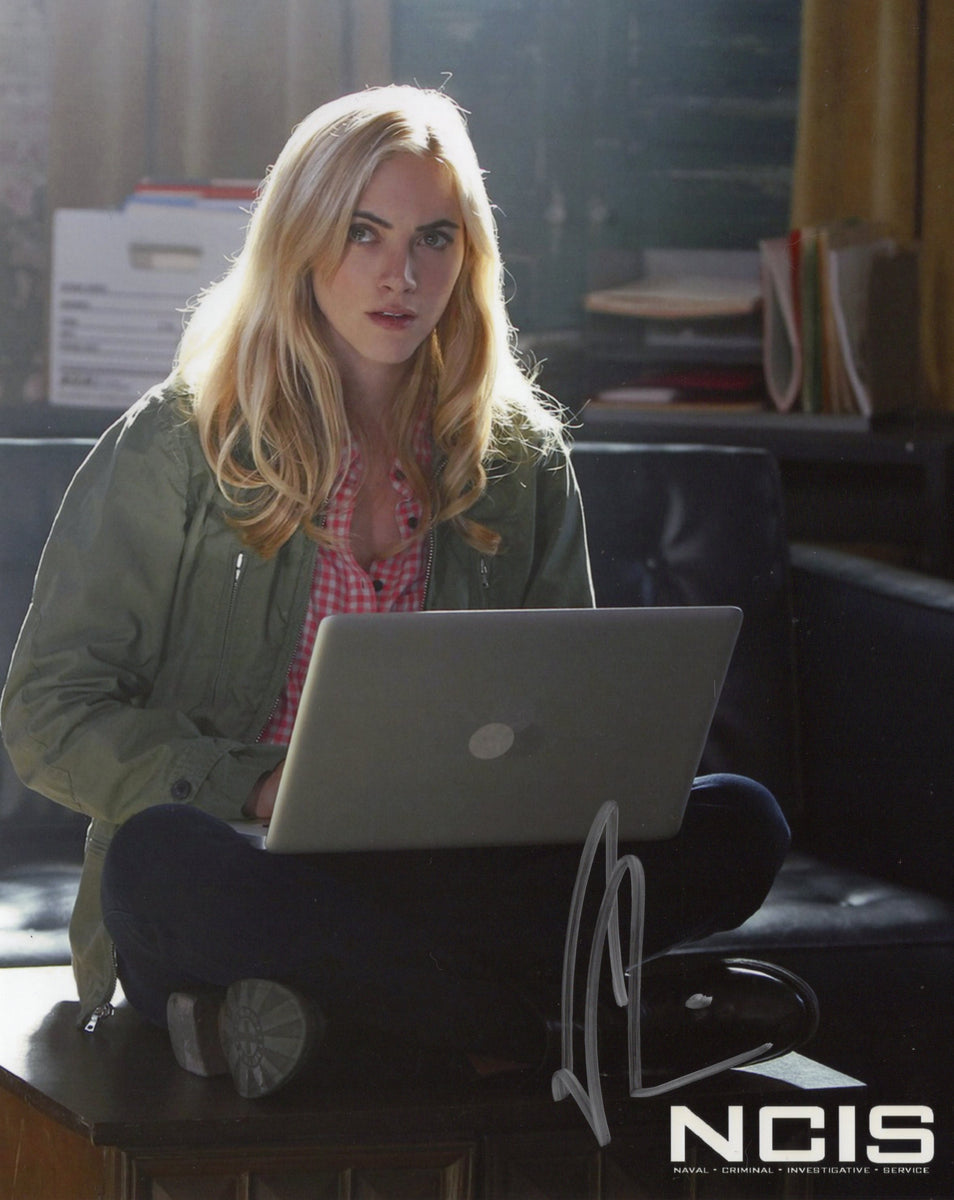 *RARE* Emily Wickersham Signed 8x10 - NCIS Autograph – The Autograph ...